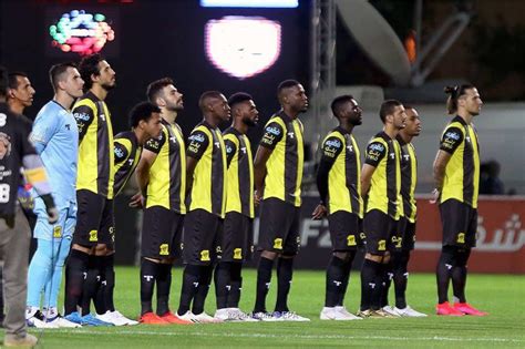 اتحاد جدة يطير لنهائي البطولة العربية على حساب الشباب