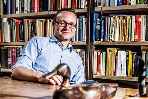 Joachim Pohlmann Ruilt De Barricade Voor Cultuur Nieuw Vlaamse