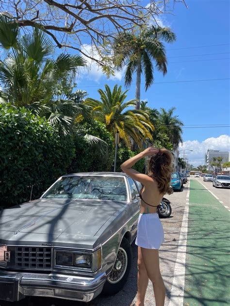 It Girl In Miami Beach Bayerische Motoren Werke Plage De Miami