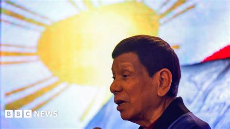 Rodrigo Duterte Ex Philippine Leader In The Hague After Drug War