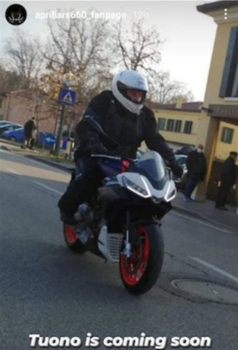 Aprilia Tuono 660 2021 Le Prime Foto Spia Motociclismo