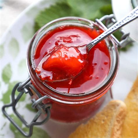Low Sugar Blueberry And Raspberry Jam Farmersgirl Kitchen
