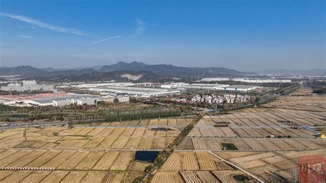 问计先进县 解析城与乡｜图集：鸟瞰“锅底翻身”的义乌赤岸镇四川在线