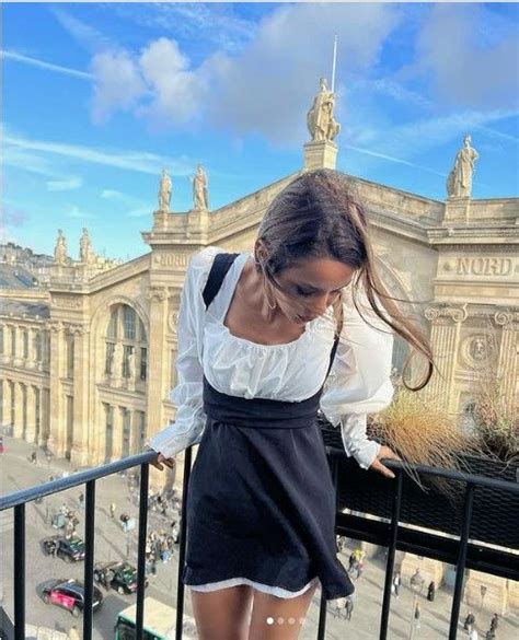 Akasya Durağındaki Osman Aga nın kızı Dilek rolünü canlandıran Pelin Sönmez değişimiyle