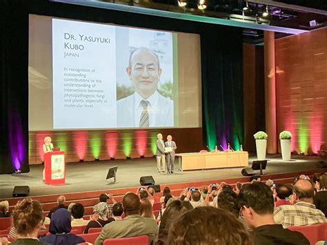 久保農学部長が第12回国際植物病理学会議でFellow 栄誉賞 を受賞しました 摂南大学 農学部オリジナルサイト