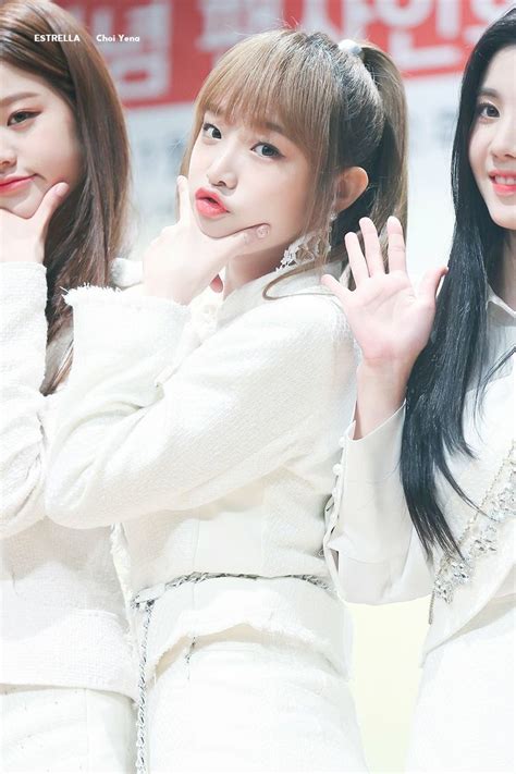 181103 Kbs Simseok Hall Fan Signing Izone Yena Yuri Sakura Fandom
