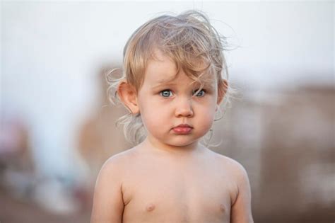 Page Images De Enfant Nu T L Chargement Gratuit Sur Freepik