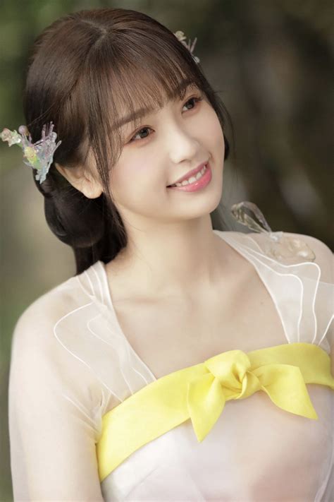 Pin de 𝙿𝚎𝚊𝚌𝚑𝚢 en Thương Lan Quyết 苍兰诀