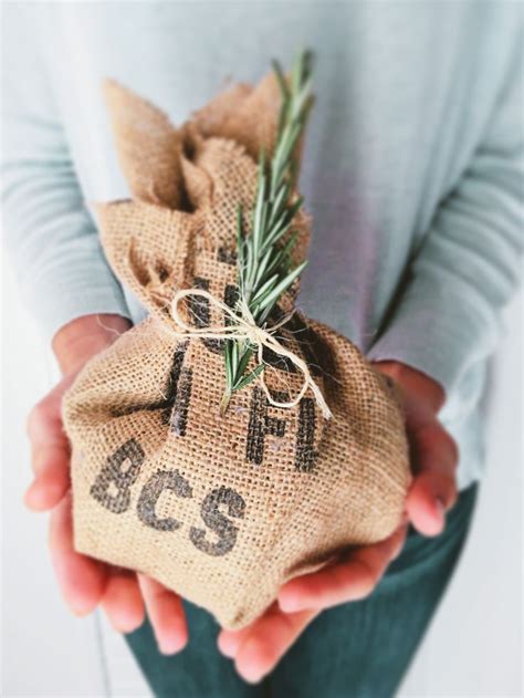 Zero Waste T Wrapping Ideas Permacrafters Zero Waste Ts Eco