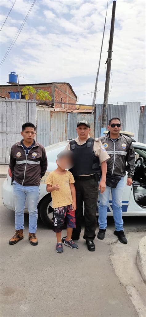 Policía Ecuador on Twitter URGENTE Localizamos a Santiago G quien