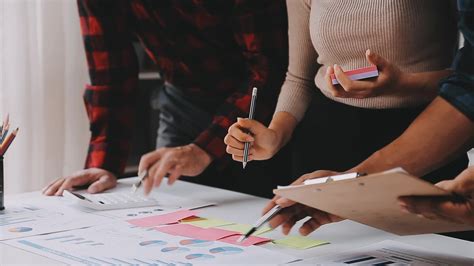 Brainstorming Collaboration And Successful Partnership Analysis By