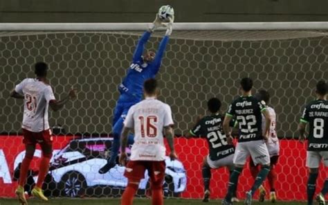 Palmeiras não perde como mandante para o Internacional há quase 10 anos