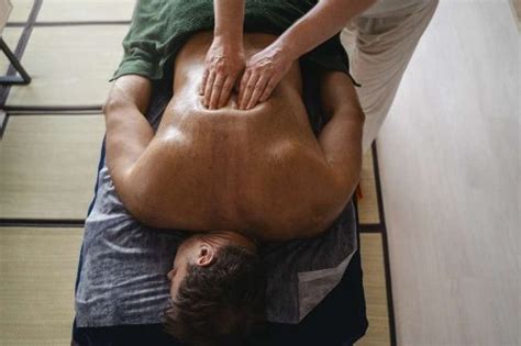 How To Massage Back Step By Step Guide For Relief