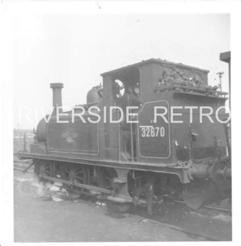 Photo Railway Class A1x 32670 Steam Loco Fratton 1960s 8x8cm £3 00