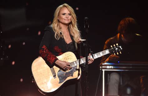 Miranda Lamberts Secret Wedding And Salad Scandal Is What Nashville