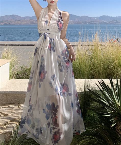 홀터넥 백오픈 하이웨스트 셔링 플레어 플라워 시스루 쉬폰 롱 원피스 꽃무늬 맥시원피스 바캉스 휴양지 비치 드레스 리조트룩 해외여행 신혼여행
