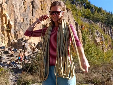 Erlebnispädagogin Lena Haug Ist Teamer Beim New Institut