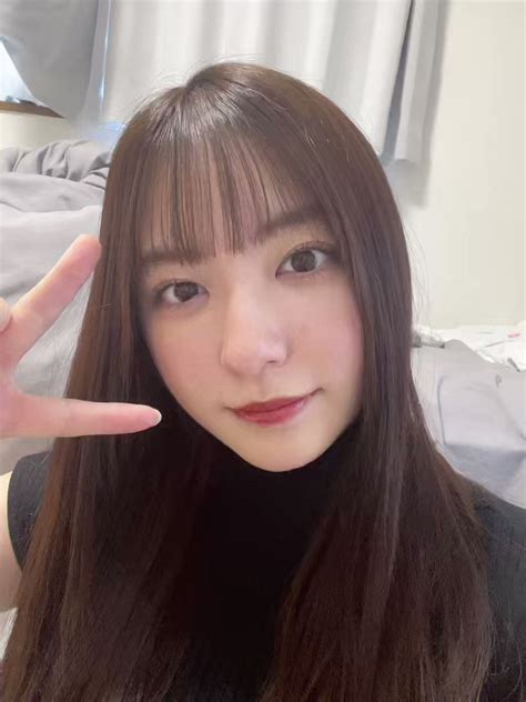 麻倉瑞季 On Twitter おはみずき おはよう☀️ さて問題これはなんのアニメを観ているでしょうか？🤭 本日19 00～撮影会の