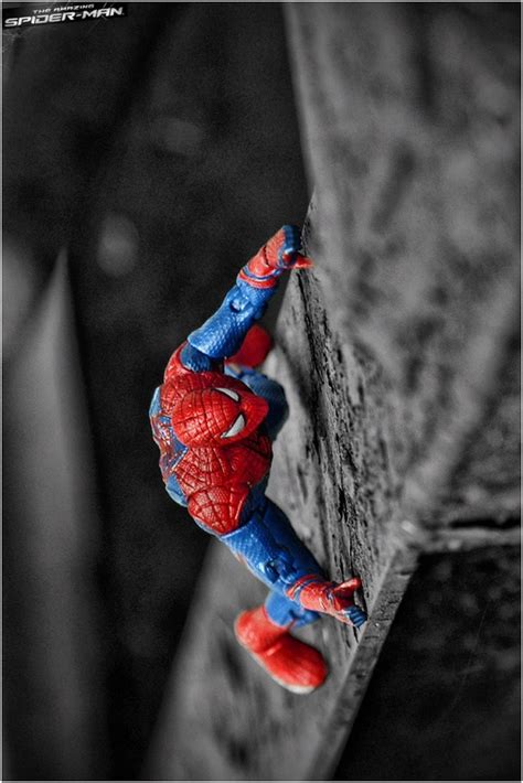 Hasbro The Amazing Spider Man Movie Series Ultra Poseable Spider Man Amazing Spider
