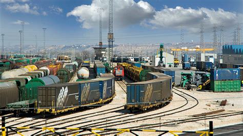El Retroceso Del Tráfico De Contenedores En Los Puertos Impacta En El