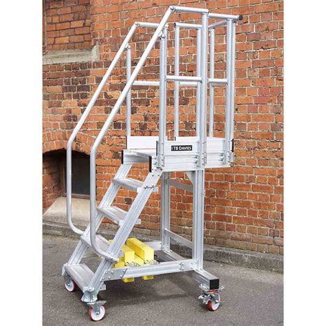 Mobile Cantilever Steps Tb Davies™