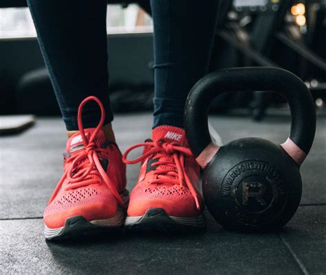 Why Do My Muscles Shake When I Workout Heres What To Know