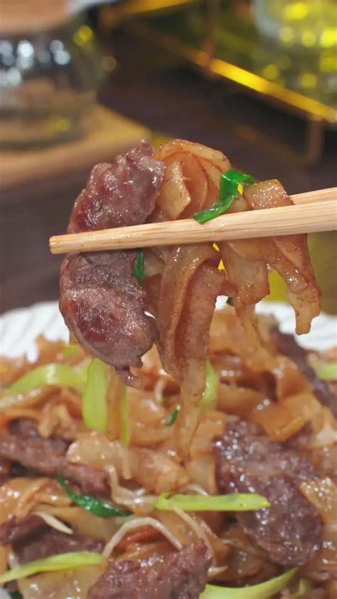Traditional Chinese Beef Chow Fun Kitchen Mis Adventures