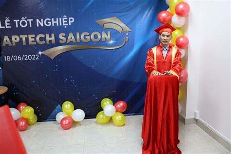 Lễ tốt nghiệp Aptech Saigon Niềm tự hào của các tân khoa lập trình viên quốc tế Aptech