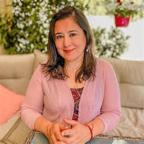 Katherine Gómez Meneses Katygomezmeneses • Threads Say More