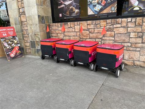 Coco Delivery Robot Spotted In Santa Monica The Last Driver License