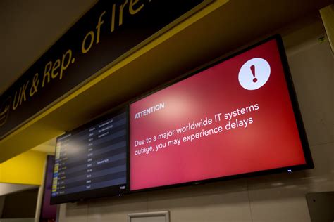 Crowdstrike Falcon Flaw Sends Windows Computers Into Chaos Worldwide