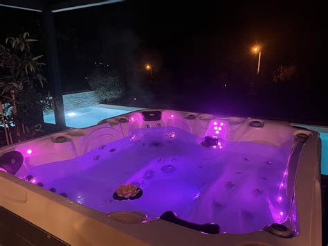 Fame Manosque Fame Manosque Added A New Photo