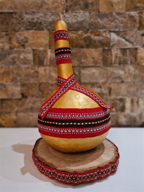 Етно лејка со дрвена подлога Креативно мк