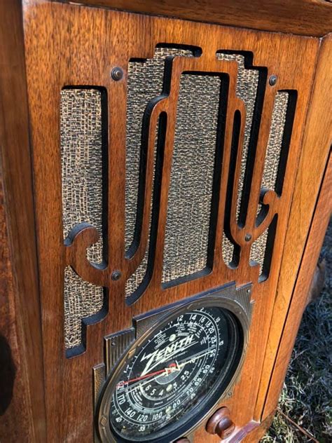 Zenith Vacuum Tube Radio