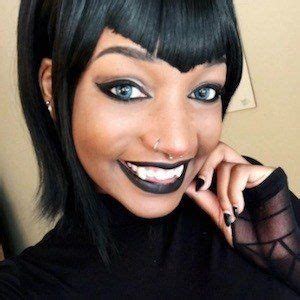 Kay Bear Age Family Bio Famous Birthdays