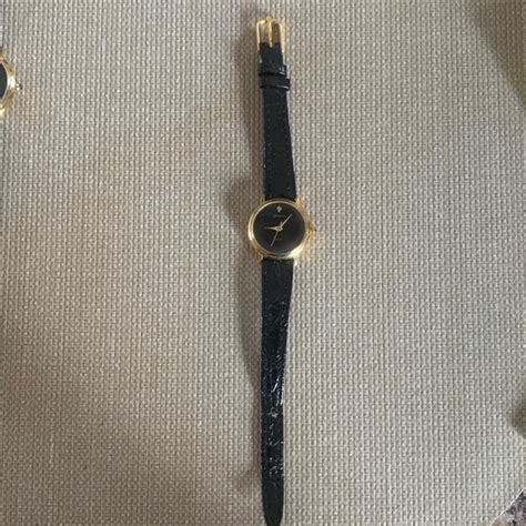 Geneva Accessories Vintage Geneva Watch Black Leather Strap Face