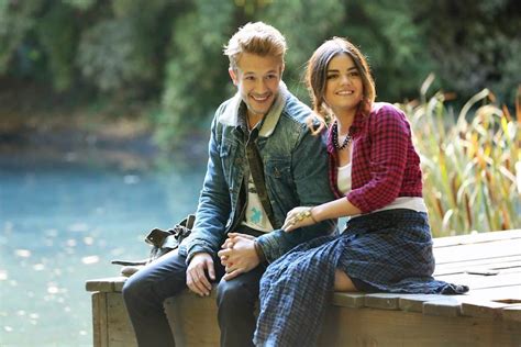 Image Aria Riley Pretty Little Liars Pretty Little Liars Wiki