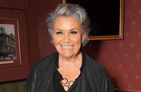 25 Mind Blowing Facts About Angie Dickinson