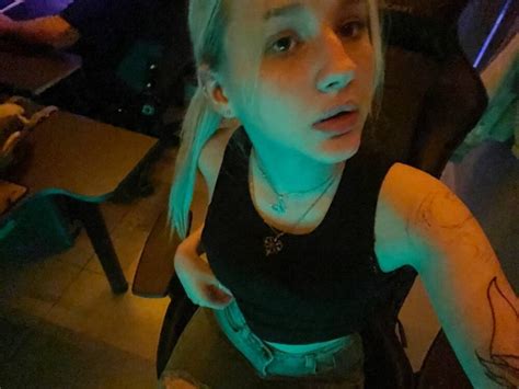 Lucygorgeous主播：免费直播性爱表演和聊天 Stripchat