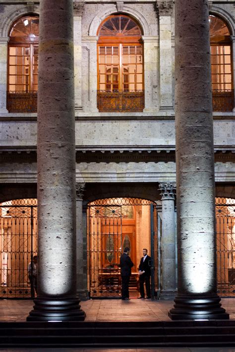 무료 이미지 건축물 구조 창문 건물 궁전 아치 기둥 정면 교회에 예배 장소 신전 유태 교회당 고대 역사 3456x5184 346866