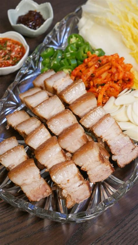 Korean Boiled Pork Belly Recipe 보쌈 Bossam Jecca Chantilly