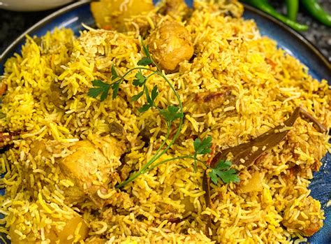 Traditional Pakistani Chicken Biryani Recipe With Video