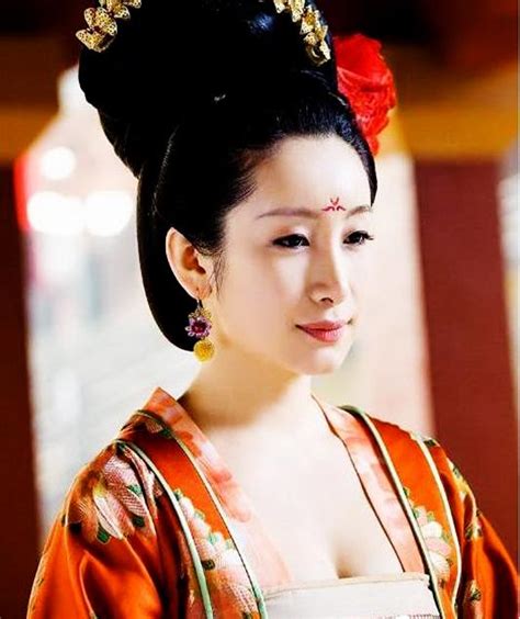曹操的養子竟是偽娘？還娶了同母妹妹？究竟有什麼隱情？ 每日頭條