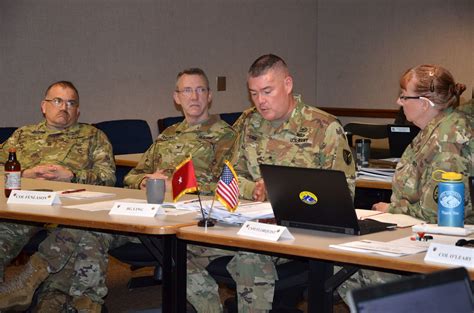 Army Reserve Sustainment Command Holds Mission Training Brief To