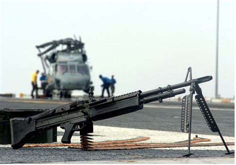 Como La De “rambo” Es La Ametralladora M60 Que Por Accidente Se Le