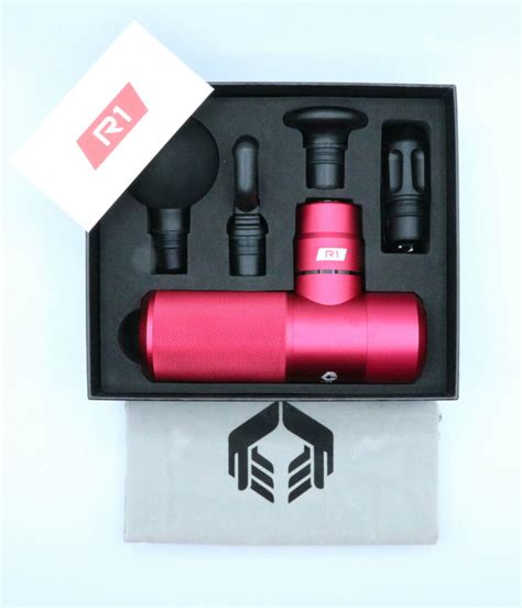 Roll Recovery R1 Percussion Massager Review Gearist