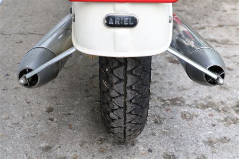Lot Ariel Arrow