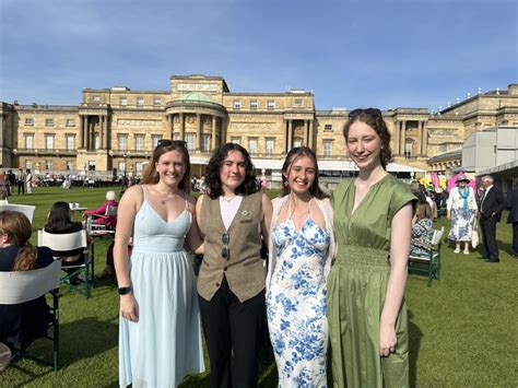 Celebrating Gold Dofe At Buckingham Palace The Maynard School