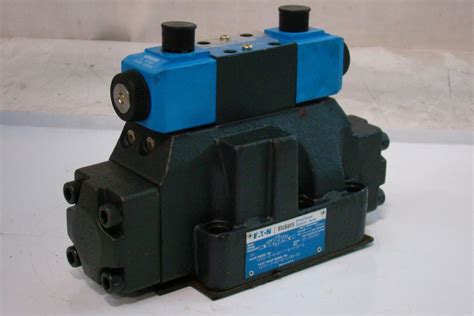 Eaton Vickers Directional Control Valve 5000psi DG5V 8H 6C T M U B 10
