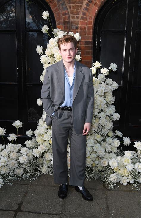 Kit Connor Y Sus Looks Clásicos Para Lograr Un Estilo Moderno Gq